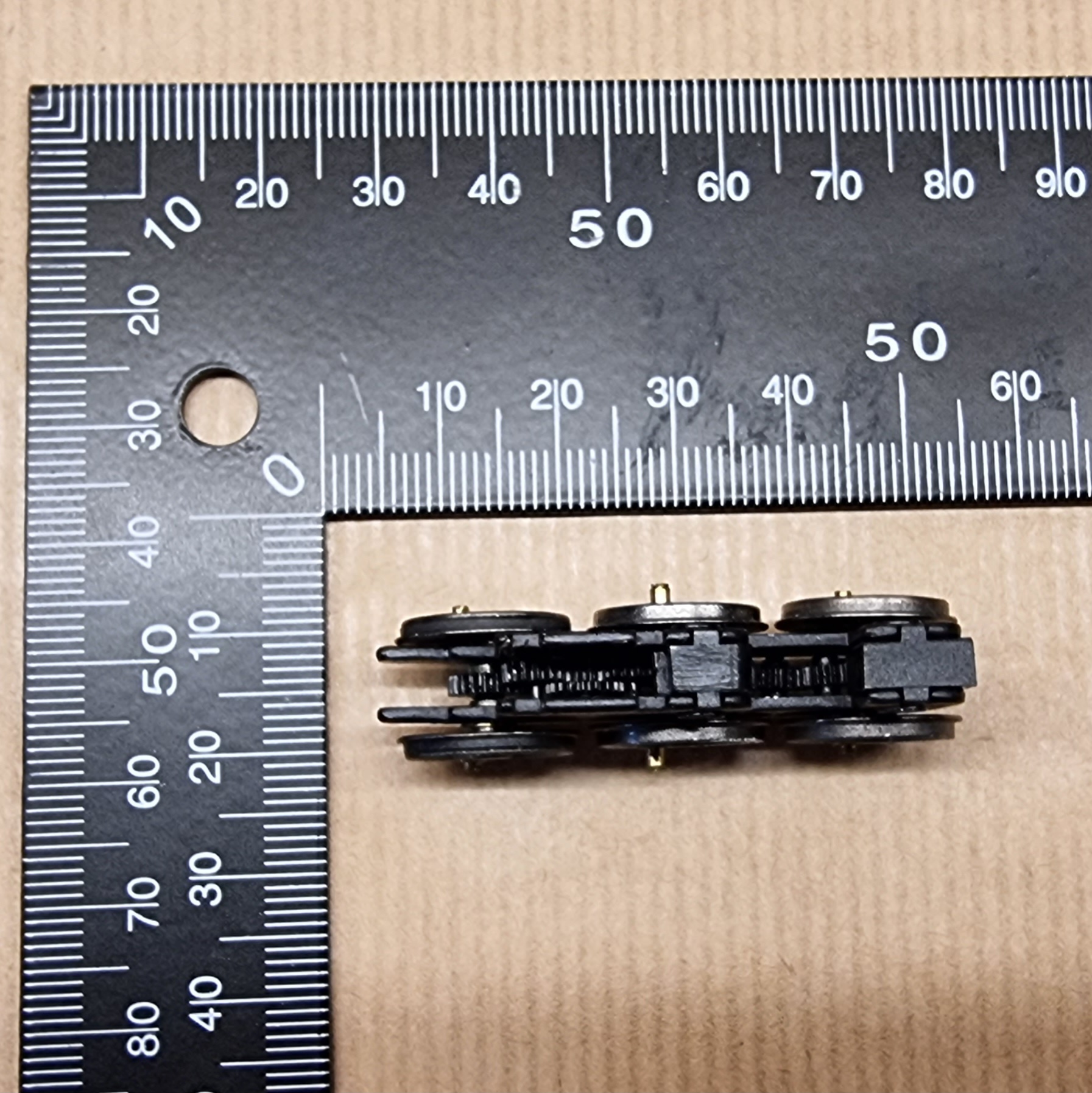 A3 / A4 N Rolling Chassis Loco Green Lined Wheels (lite) - In-Gauge Ltd ...