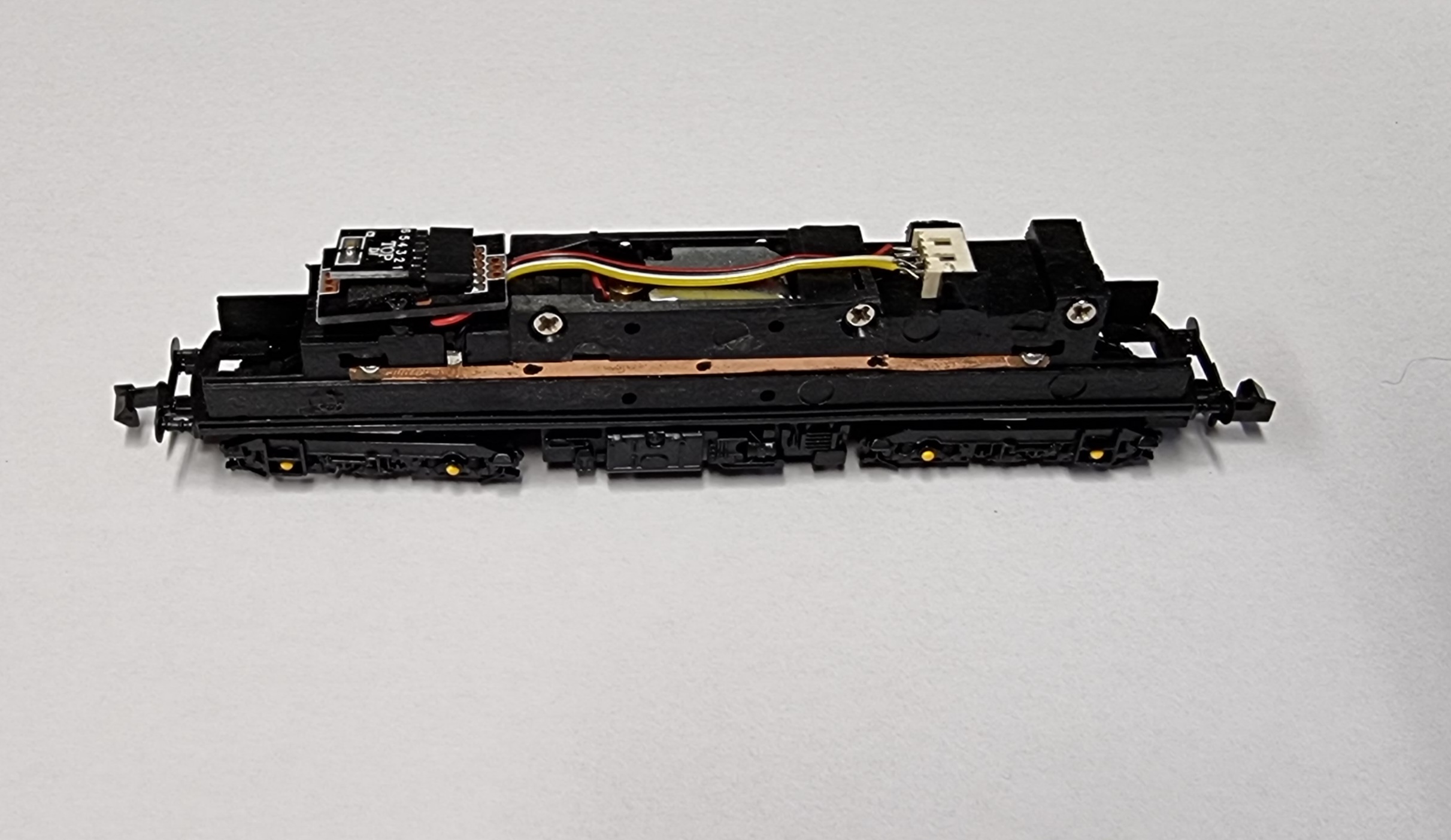 Class 73 N Motorised Chassis 73126 - black buffer beam - In-Gauge Ltd