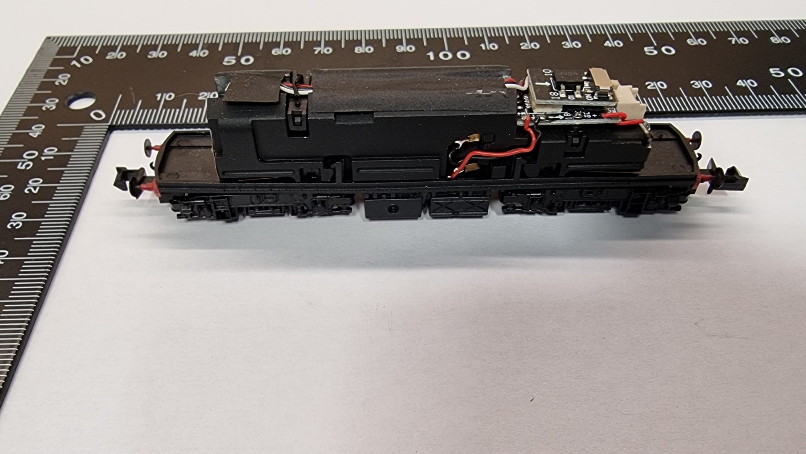 Class 27 N Motorised Chassis Red Buffer Beam - In-Gauge Ltd