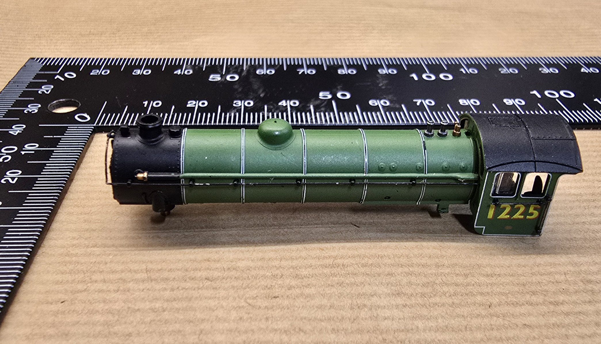 Grade III B1 Bodyshell 1225 LNER Green N Gauge - In-Gauge Ltd Dapol Spares & Repairs