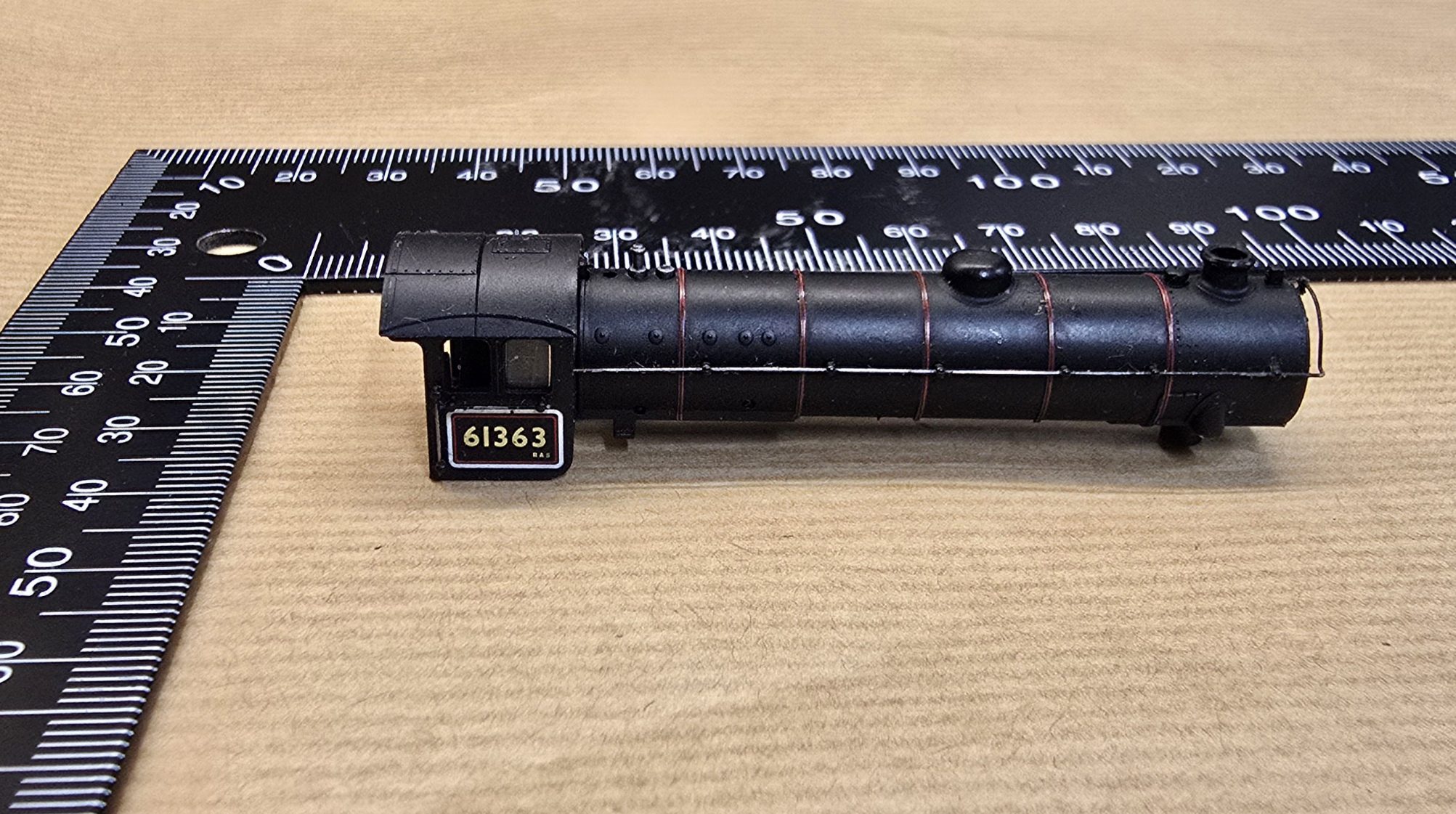 Grade III B1 Bodyshell 61363 BR Black N Gauge - In-Gauge Ltd